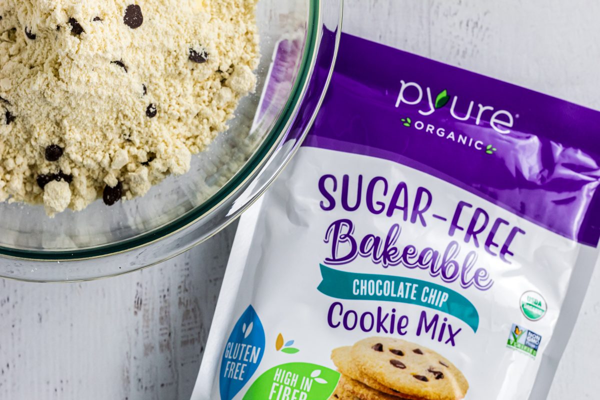 Easy Keto Mini Cheesecakes with Pyure Mix | Exclusive Hip2Keto Recipe