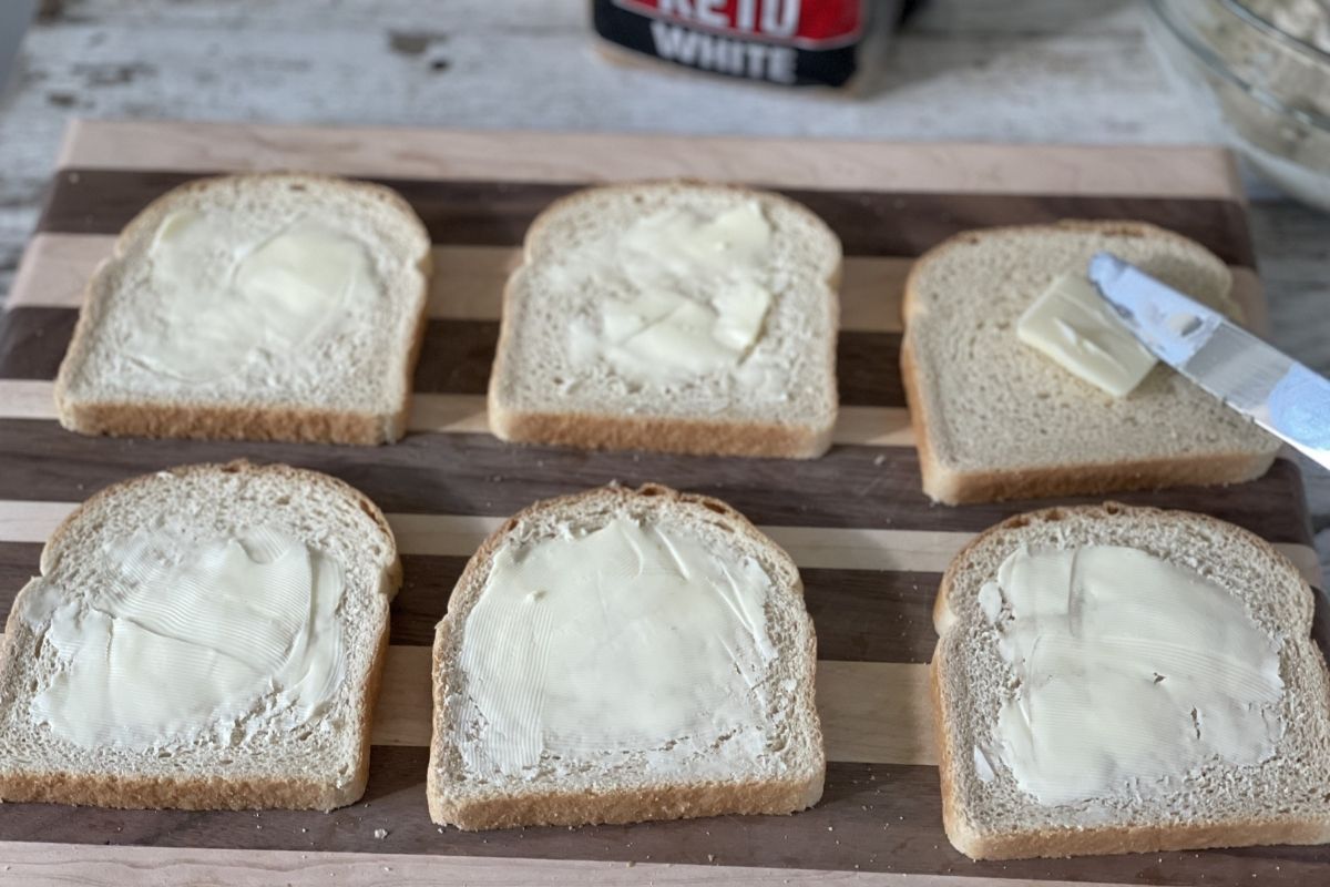 Heres Where To Buy Keto Bread Our Favorite Brands Hip2keto
